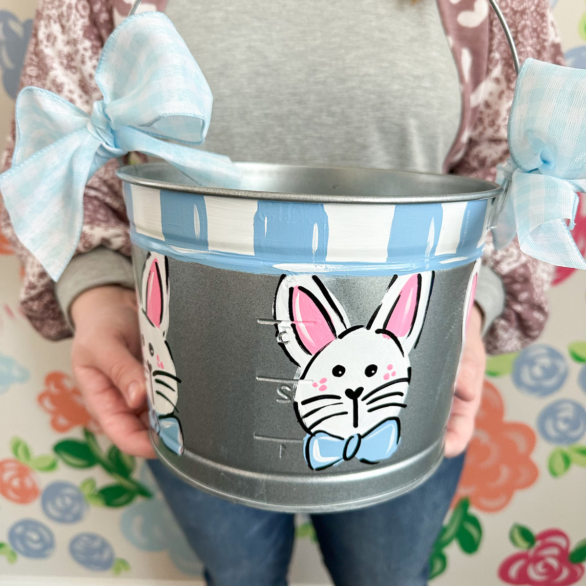 Personalized Bowtie Bunny Easter Bucket – The Redheaded Camel